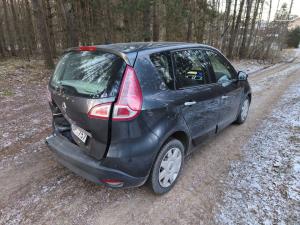 Grey Renault Scenic 2010 in Kaunas, with an engine capacity of 1.50 L and mileage of 219 thousand km for 950 €, photo 5 on AUTOMOTO.COM.LV
