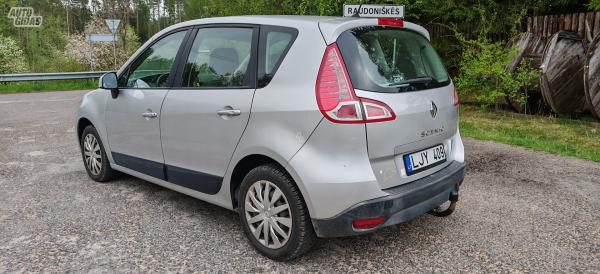 Grey Renault Scenic 2010 in Vilnius, with an engine capacity of 1.60 L and mileage of 199 thousand km for 3100 €, photo 4 on AUTOMOTO.COM.LV