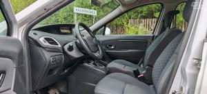 Grey Renault Scenic 2010 in Vilnius, with an engine capacity of 1.60 L and mileage of 199 thousand km for 3100 €, photo 12 on AUTOMOTO.COM.LV