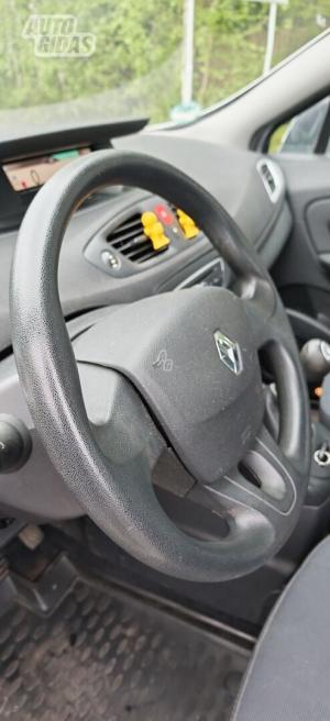Grey Renault Scenic 2010 in Vilnius, with an engine capacity of 1.60 L and mileage of 199 thousand km for 3100 €, photo 18 on AUTOMOTO.COM.LV