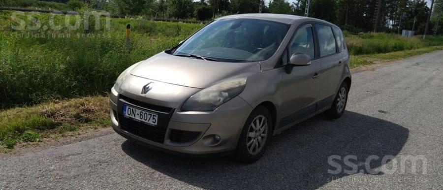 Pelēks Renault Scenic 2010 Rīga, ar dzinēja tilpumu 1.50 L un nobraukumu 260 tūkst. km par 3000 €, foto 3 vietnē AUTOMOTO.COM.LV