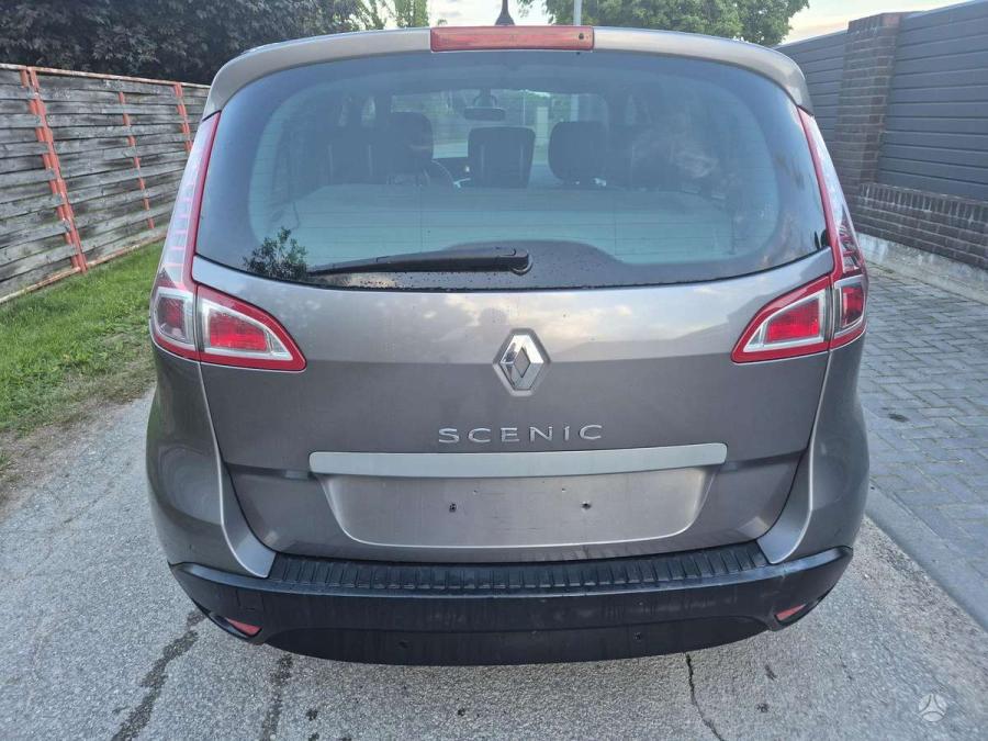 Pelēks Renault Scenic 2010 Kauņa, ar dzinēja tilpumu 1.60 L un nobraukumu 250 tūkst. km par 2950 €, foto 5 vietnē AUTOMOTO.COM.LV