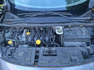 Pelēks Renault Scenic 2010 Kauņa, ar dzinēja tilpumu 1.60 L un nobraukumu 250 tūkst. km par 2950 €, foto 21 vietnē AUTOMOTO.COM.LV