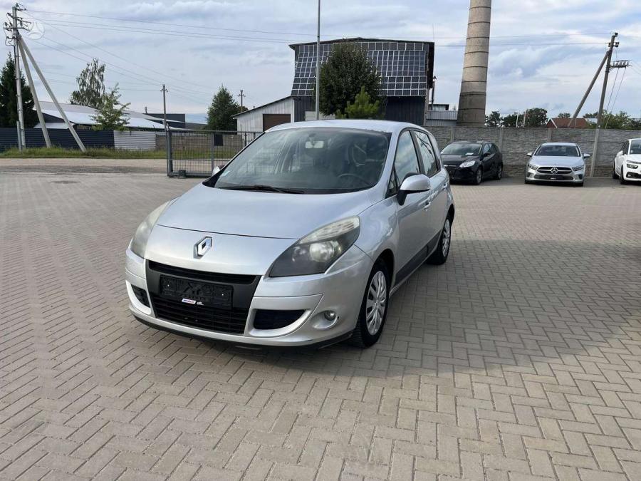 Pelēks Renault Scenic 2011 Tauragė, ar dzinēja tilpumu 1.46 L un nobraukumu 260 tūkst. km par 1900 €, foto 3 vietnē AUTOMOTO.COM.LV
