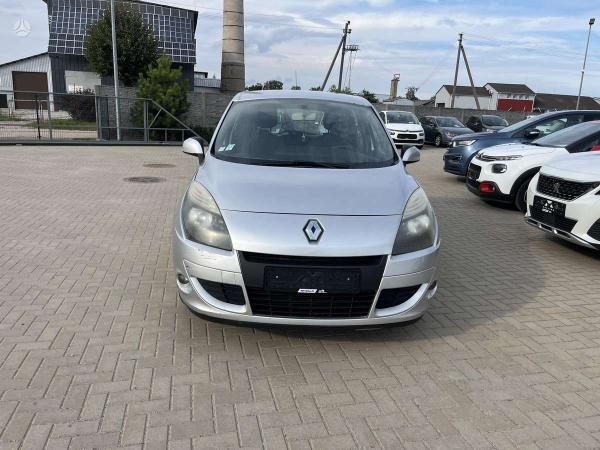 Grey Renault Scenic 2011 in Taurage, with an engine capacity of 1.46 L and mileage of 260 thousand km for 1900 €, photo 4 on AUTOMOTO.COM.LV