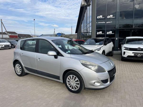 Grey Renault Scenic 2011 in Taurage, with an engine capacity of 1.46 L and mileage of 260 thousand km for 1900 €, photo 5 on AUTOMOTO.COM.LV