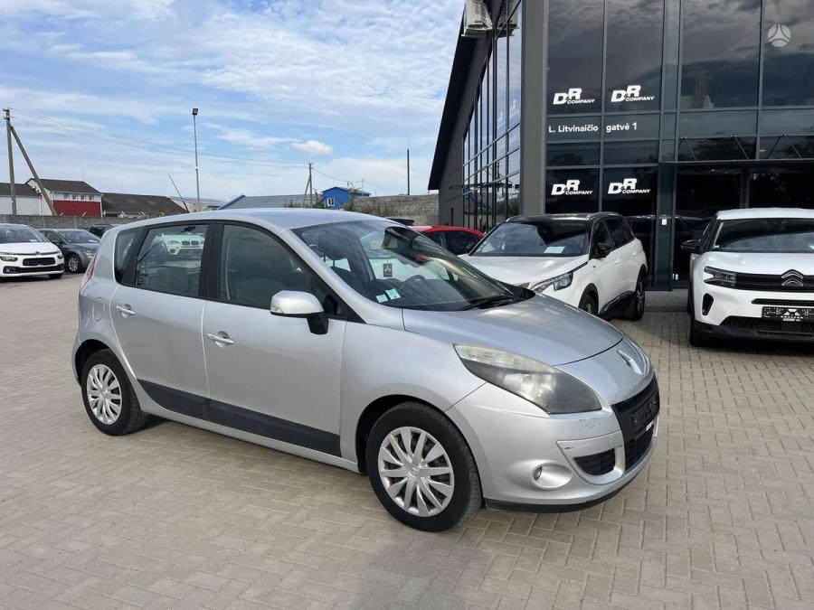 Pelēks Renault Scenic 2011 Tauragė, ar dzinēja tilpumu 1.46 L un nobraukumu 260 tūkst. km par 1900 €, foto 5 vietnē AUTOMOTO.COM.LV