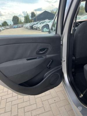 Pelēks Renault Scenic 2011 Tauragė, ar dzinēja tilpumu 1.46 L un nobraukumu 260 tūkst. km par 1900 €, foto 16 vietnē AUTOMOTO.COM.LV