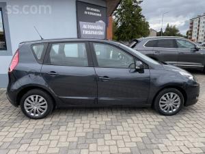 Pelēks Renault Scenic 2011 Talsi, ar dzinēja tilpumu 1.50 L un nobraukumu 309 tūkst. km par 2700 €, foto 3 vietnē AUTOMOTO.COM.LV