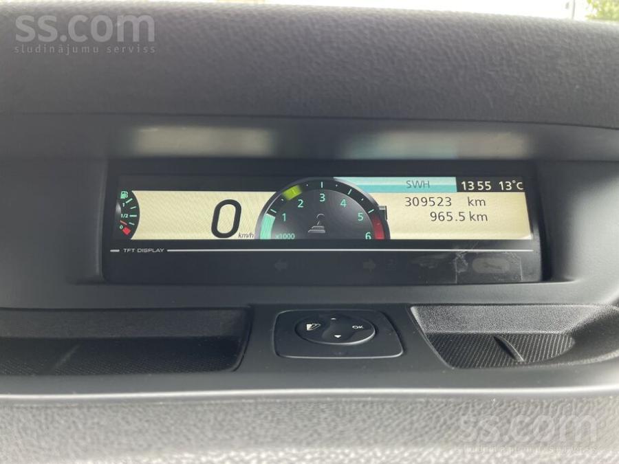 Pelēks Renault Scenic 2011 Talsi, ar dzinēja tilpumu 1.50 L un nobraukumu 309 tūkst. km par 2700 €, foto 13 vietnē AUTOMOTO.COM.LV