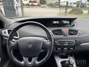 Pelēks Renault Scenic 2011 Talsi, ar dzinēja tilpumu 1.50 L un nobraukumu 309 tūkst. km par 2700 €, foto 15 vietnē AUTOMOTO.COM.LV