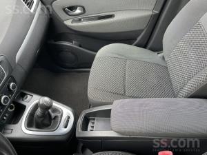 Pelēks Renault Scenic 2011 Talsi, ar dzinēja tilpumu 1.50 L un nobraukumu 309 tūkst. km par 2700 €, foto 17 vietnē AUTOMOTO.COM.LV
