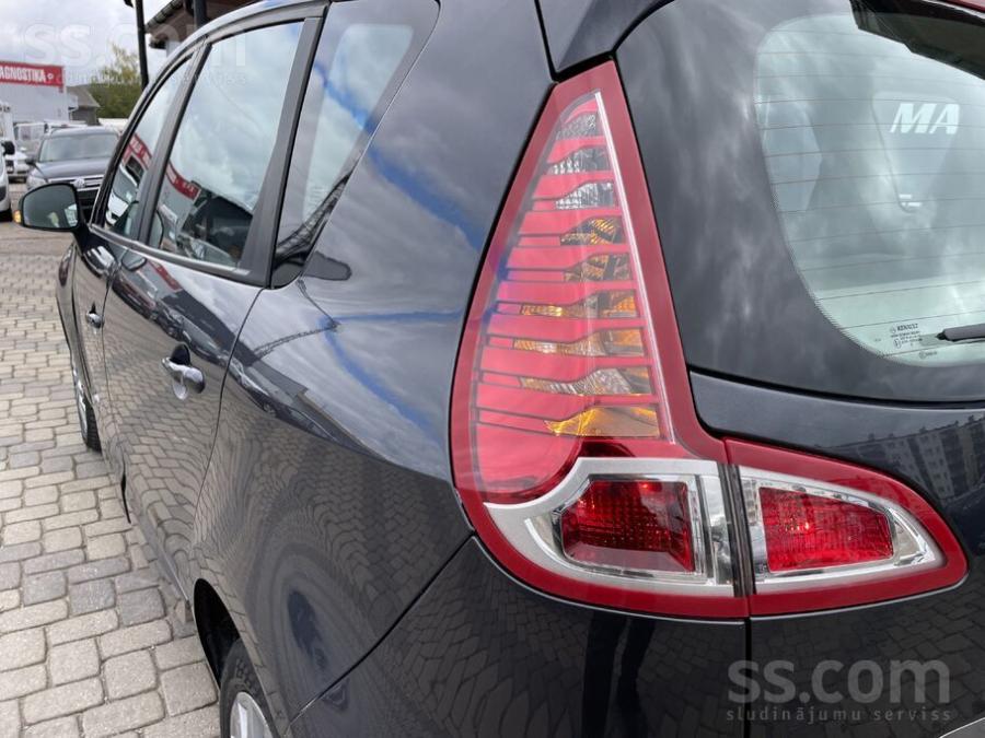Pelēks Renault Scenic 2011 Talsi, ar dzinēja tilpumu 1.50 L un nobraukumu 309 tūkst. km par 2700 €, foto 20 vietnē AUTOMOTO.COM.LV
