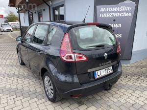 Pelēks Renault Scenic 2011 Talsi, ar dzinēja tilpumu 1.50 L un nobraukumu 309 tūkst. km par 2700 €, foto 22 vietnē AUTOMOTO.COM.LV