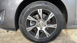 Grey Renault Scenic 2011 in Riga, with an engine capacity of 1.50 L and mileage of 385 thousand km for 3400 €, photo 14 on AUTOMOTO.COM.LV