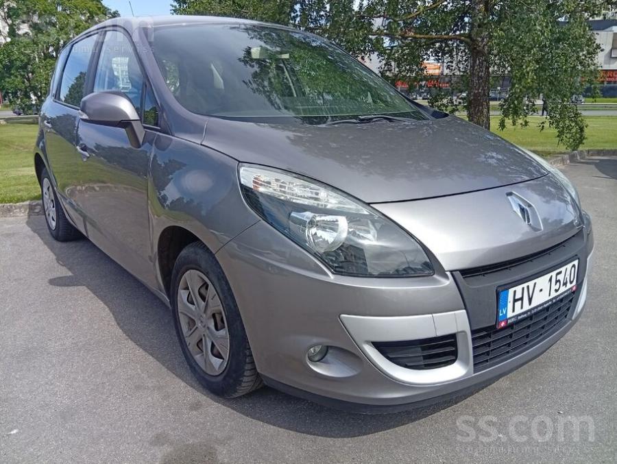 Pelēks Renault Scenic 2012 Rīga, ar dzinēja tilpumu 1.50 L un nobraukumu 231 tūkst. km par 3999 €, foto 2 vietnē AUTOMOTO.COM.LV