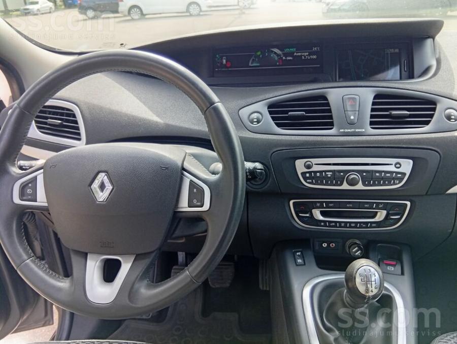 Pelēks Renault Scenic 2012 Rīga, ar dzinēja tilpumu 1.50 L un nobraukumu 231 tūkst. km par 3999 €, foto 11 vietnē AUTOMOTO.COM.LV