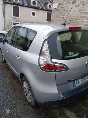 Pelēks Renault Scenic 2012 Tauragė, ar dzinēja tilpumu 1.46 L un nobraukumu 170 tūkst. km par 2300 €, foto 5 vietnē AUTOMOTO.COM.LV
