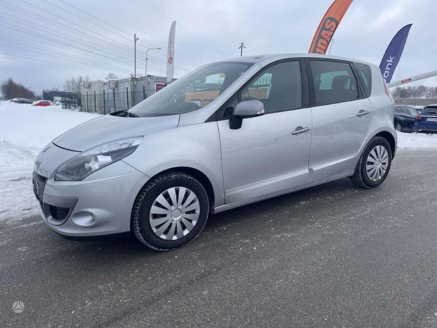 Pelēks Renault Scenic 2012 Kauņa, ar dzinēja tilpumu 1.87 L un nobraukumu 255 tūkst. km par 2750 €, foto 6 vietnē AUTOMOTO.COM.LV