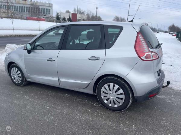 Pelēks Renault Scenic 2012 Kauņa, ar dzinēja tilpumu 1.87 L un nobraukumu 255 tūkst. km par 2750 €, foto 8 vietnē AUTOMOTO.COM.LV