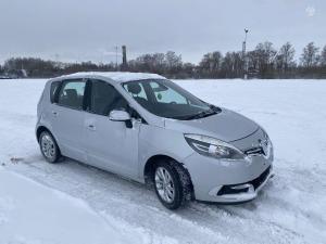 Grey Renault Scenic 2012 in Marijampole, with an engine capacity of 1.46 L and mileage of 300 thousand km for 3600 €, photo 2 on AUTOMOTO.COM.LV