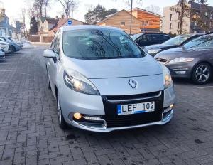 Grey Renault Scenic 2012 in Panevezys, with an engine capacity of 1.50 L and mileage of 277 thousand km for 2800 €, photo 5 on AUTOMOTO.COM.LV