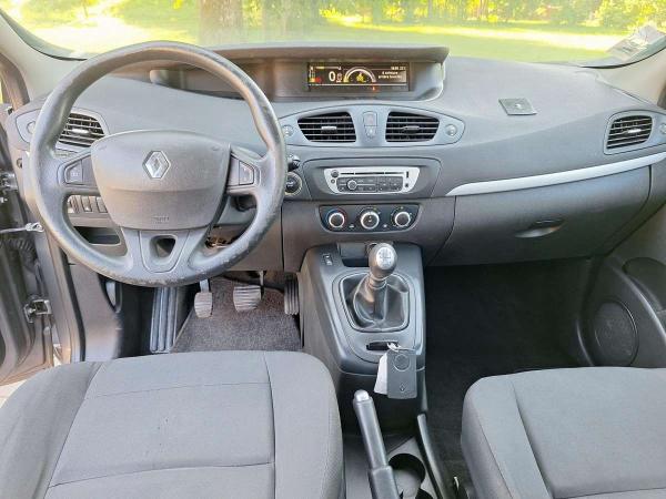 Grey Renault Scenic 2012 in Taurage, with an engine capacity of 1.46 L and mileage of 265 thousand km for 3000 €, photo 6 on AUTOMOTO.COM.LV
