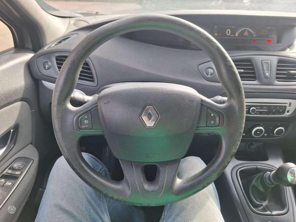Grey Renault Scenic 2012 in Taurage, with an engine capacity of 1.46 L and mileage of 265 thousand km for 3000 €, photo 7 on AUTOMOTO.COM.LV
