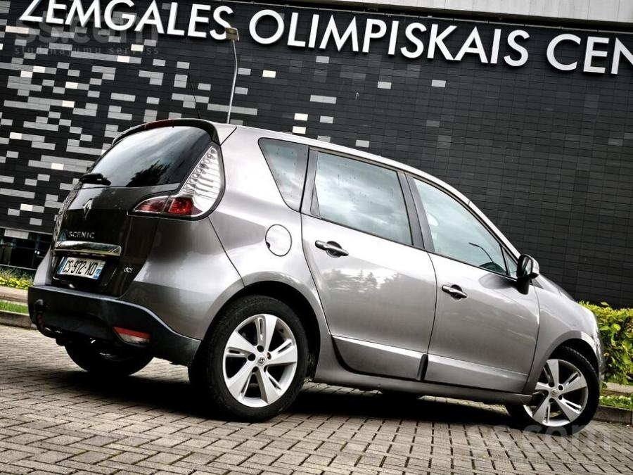 Grey Renault Scenic 2012 in Jelgava, with an engine capacity of 1.50 L and mileage of 250 thousand km for 4890 €, photo 7 on AUTOMOTO.COM.LV