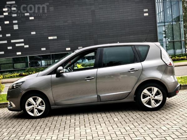 Pelēks Renault Scenic 2012 Jelgava, ar dzinēja tilpumu 1.50 L un nobraukumu 250 tūkst. km par 4890 €, foto 8 vietnē AUTOMOTO.COM.LV