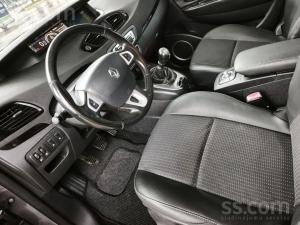 Grey Renault Scenic 2012 in Jelgava, with an engine capacity of 1.50 L and mileage of 250 thousand km for 4890 €, photo 15 on AUTOMOTO.COM.LV
