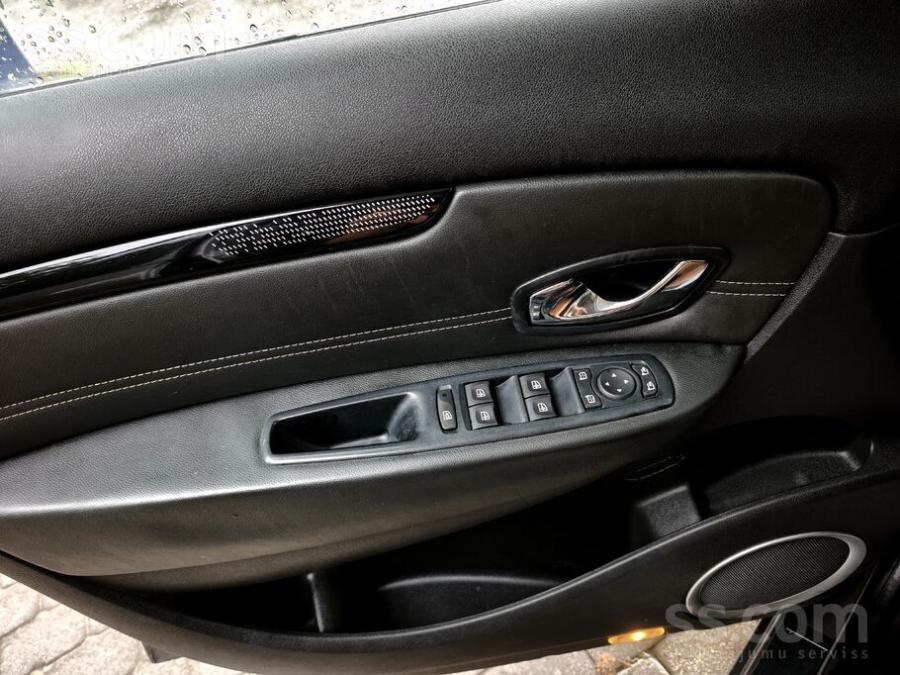 Grey Renault Scenic 2012 in Jelgava, with an engine capacity of 1.50 L and mileage of 250 thousand km for 4890 €, photo 23 on AUTOMOTO.COM.LV