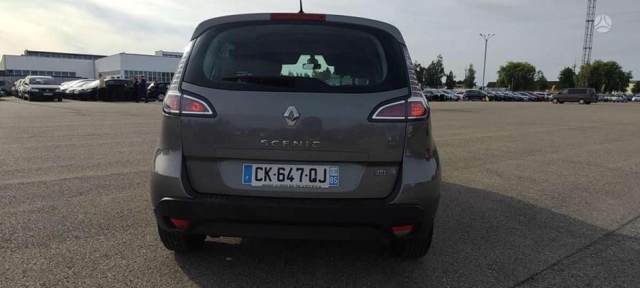 Pelēks Renault Scenic 2012 Marijampole, ar dzinēja tilpumu 1.60 L un nobraukumu 247 tūkst. km par 3750 €, foto 6 vietnē AUTOMOTO.COM.LV