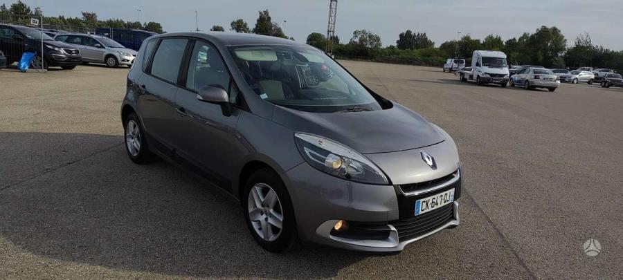 Pelēks Renault Scenic 2012 Marijampole, ar dzinēja tilpumu 1.60 L un nobraukumu 247 tūkst. km par 3750 €, foto 9 vietnē AUTOMOTO.COM.LV