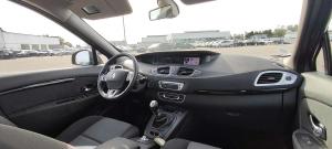 Pelēks Renault Scenic 2012 Marijampole, ar dzinēja tilpumu 1.60 L un nobraukumu 247 tūkst. km par 3750 €, foto 17 vietnē AUTOMOTO.COM.LV