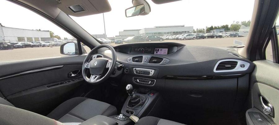 Pelēks Renault Scenic 2012 Marijampole, ar dzinēja tilpumu 1.60 L un nobraukumu 247 tūkst. km par 3750 €, foto 17 vietnē AUTOMOTO.COM.LV