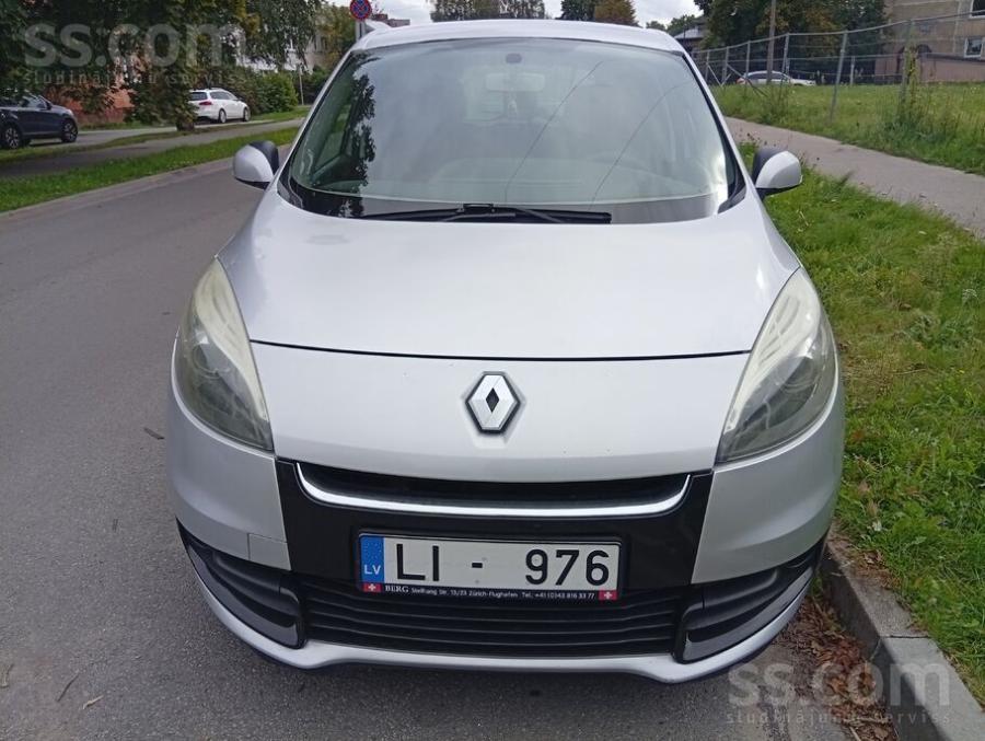 Grey Renault Scenic 2012 in Riga, with an engine capacity of 1.50 L and mileage of 312 thousand km for 2700 €, photo 3 on AUTOMOTO.COM.LV