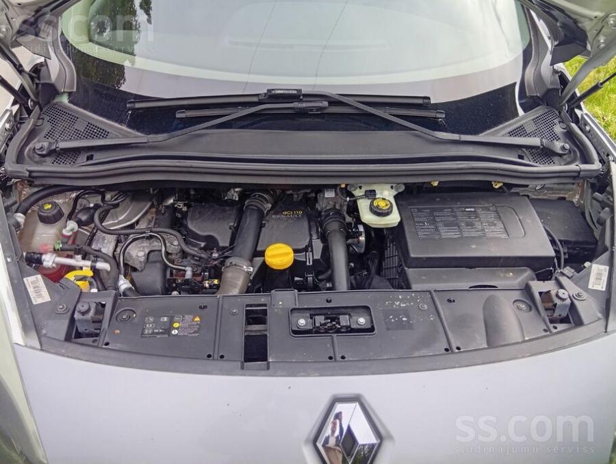 Grey Renault Scenic 2012 in Riga, with an engine capacity of 1.50 L and mileage of 312 thousand km for 2700 €, photo 8 on AUTOMOTO.COM.LV