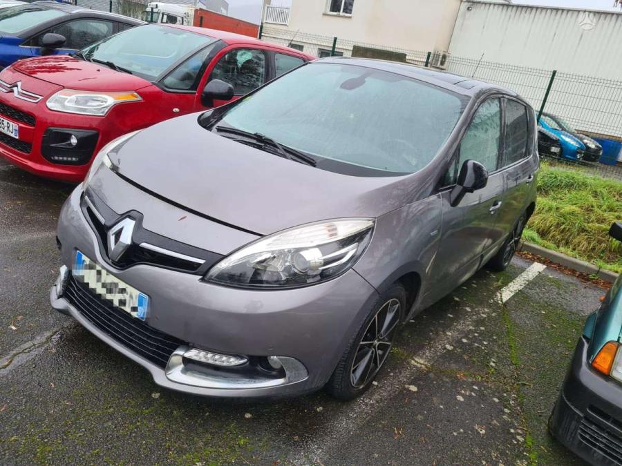 Grey Renault Scenic 2013 in Taurage, with an engine capacity of 1.50 L and mileage of 249 thousand km for 3300 €, photo 2 on AUTOMOTO.COM.LV