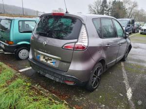 Grey Renault Scenic 2013 in Taurage, with an engine capacity of 1.50 L and mileage of 249 thousand km for 3300 €, photo 4 on AUTOMOTO.COM.LV
