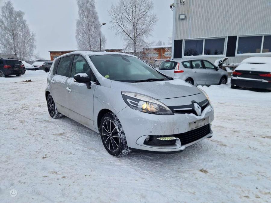Grey Renault Scenic 2013 in Ukmerge, with an engine capacity of 1.46 L and mileage of 250 thousand km for 4250 €, photo 3 on AUTOMOTO.COM.LV
