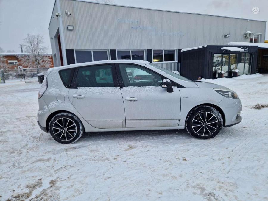 Grey Renault Scenic 2013 in Ukmerge, with an engine capacity of 1.46 L and mileage of 250 thousand km for 4250 €, photo 4 on AUTOMOTO.COM.LV
