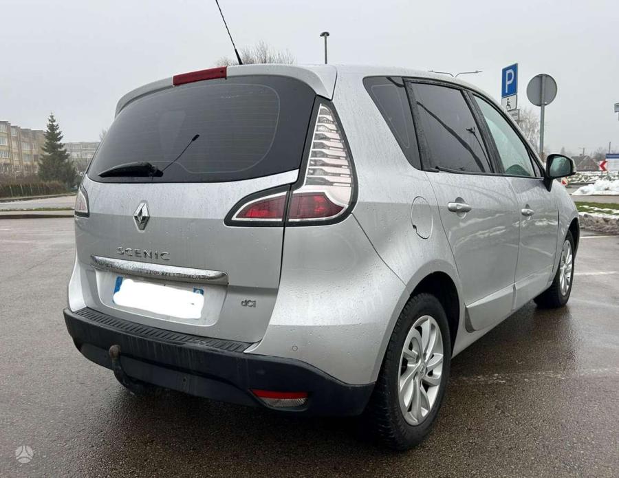 Grey Renault Scenic 2013 in Taurage, with an engine capacity of 1.46 L and mileage of 154 thousand km for 4600 €, photo 4 on AUTOMOTO.COM.LV