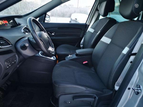 Pelēks Renault Scenic 2013 Radviliškis, ar dzinēja tilpumu 1.60 L un nobraukumu 245 tūkst. km par 4150 €, foto 9 vietnē AUTOMOTO.COM.LV