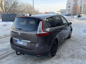 Grey Renault Scenic 2013 in Vilnius, with an engine capacity of 1.46 L and mileage of 309 thousand km for 2800 €, photo 6 on AUTOMOTO.COM.LV