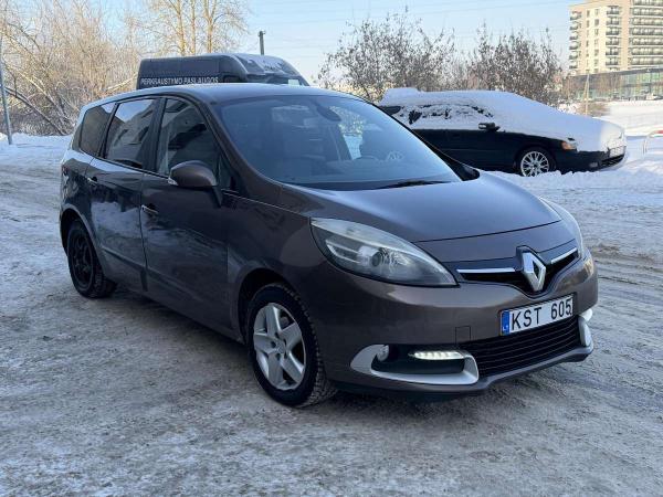 Grey Renault Scenic 2013 in Vilnius, with an engine capacity of 1.46 L and mileage of 309 thousand km for 2800 €, photo 8 on AUTOMOTO.COM.LV