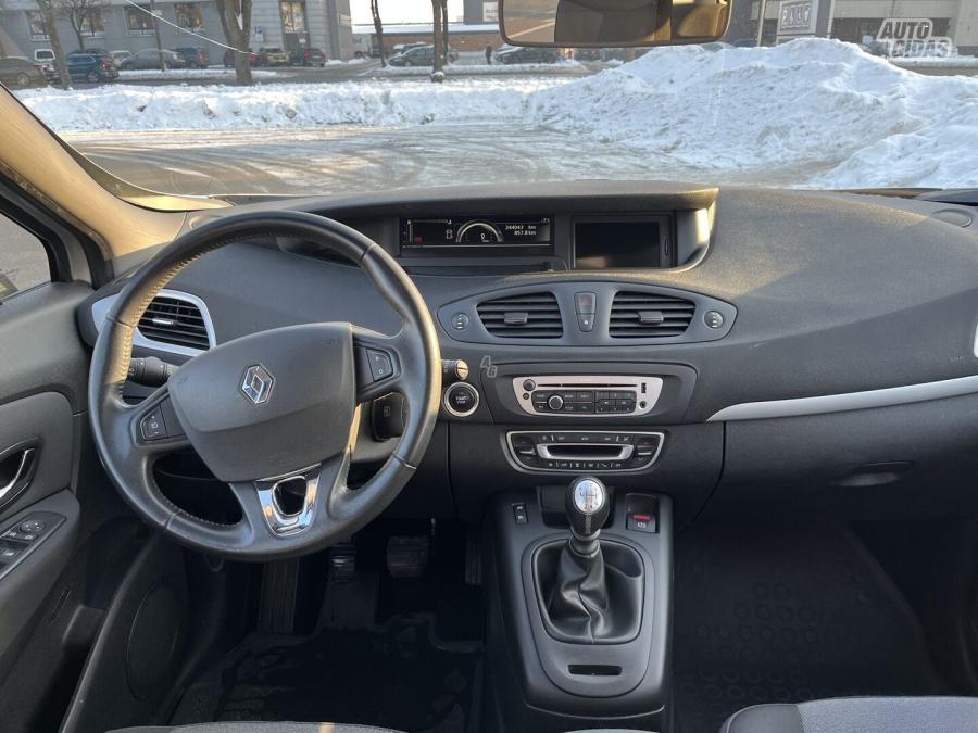 Pelēks Renault Scenic 2013 Kauņa, ar dzinēja tilpumu 1.20 L un nobraukumu 244 tūkst. km par 2700 €, foto 9 vietnē AUTOMOTO.COM.LV