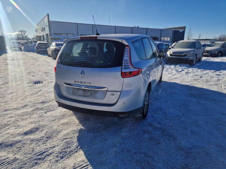 Pelēks Renault Scenic 2013 Ukmergė, ar dzinēja tilpumu 1.60 L un nobraukumu 250 tūkst. km par 3250 €, foto 5 vietnē AUTOMOTO.COM.LV