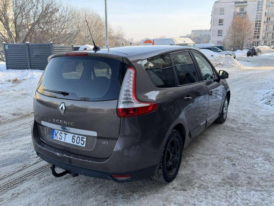 Pelēks Renault Scenic 2013 Viļņa, ar dzinēja tilpumu 1.46 L un nobraukumu 309 tūkst. km par 2500 €, foto 6 vietnē AUTOMOTO.COM.LV