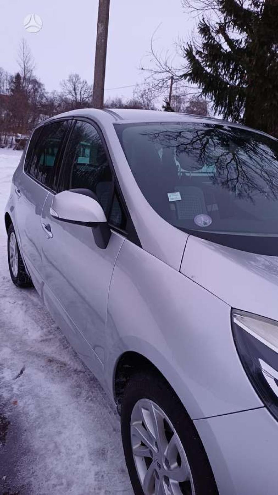 Grey Renault Scenic 2013 in Kedainiai, with an engine capacity of 1.20 L and mileage of 214 thousand km for 2850 €, photo 3 on AUTOMOTO.COM.LV